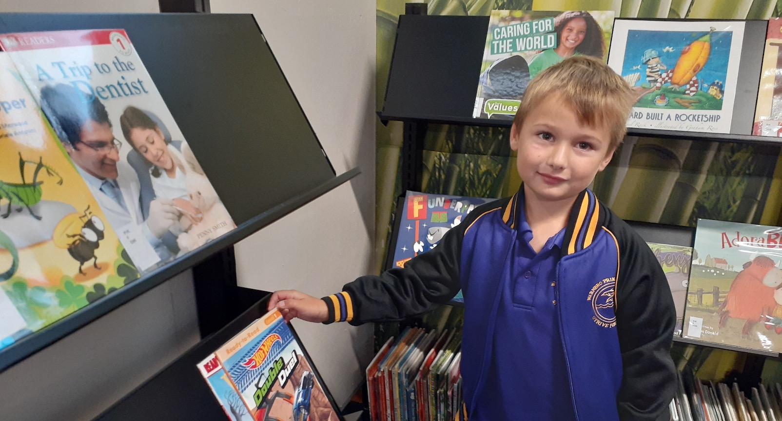 Library - Warnbro Primary School